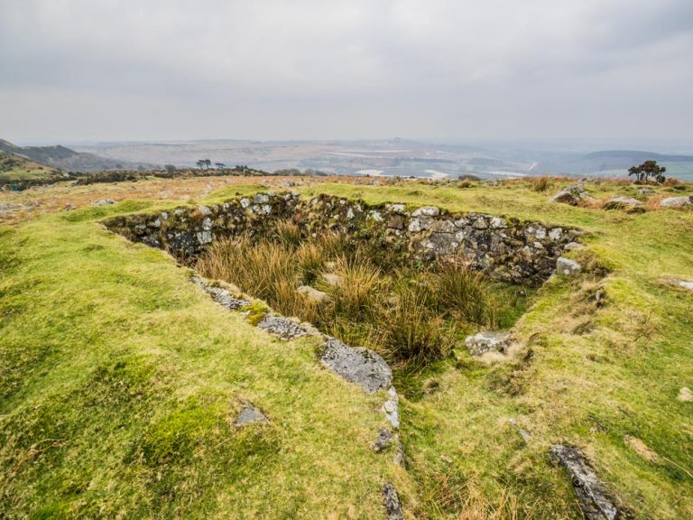 Collard Tor Water Pound (268 m) | Dartefacts