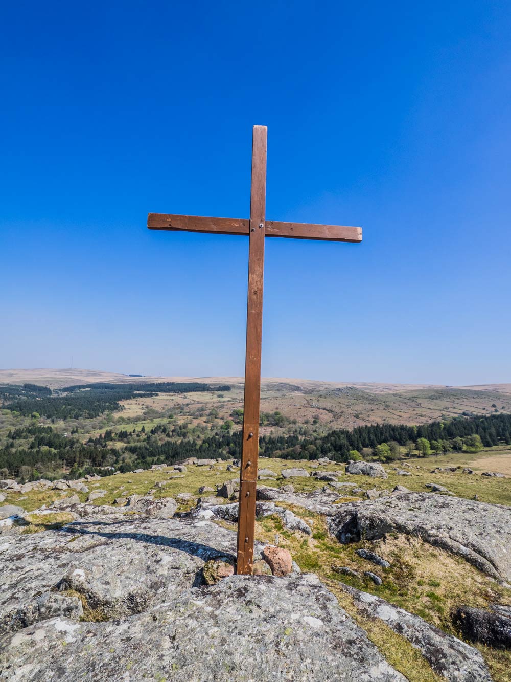 Narrow Tor (Sheeps Tor) Wooden Cross, Temporary Every Easter (344 m ...