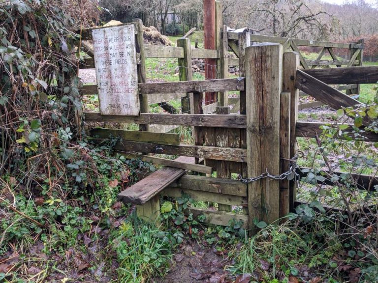 Stile, Slade Farm | Dartefacts