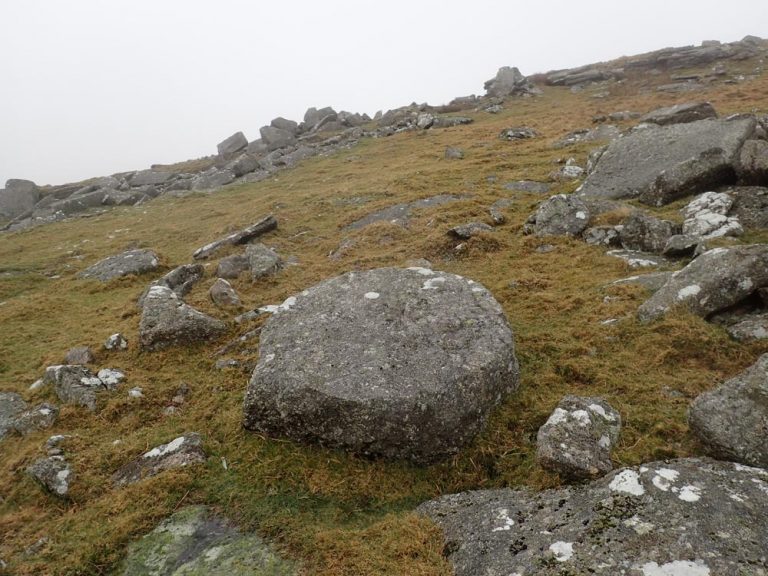 Millstone, Roos Tor (421 m) | Dartefacts