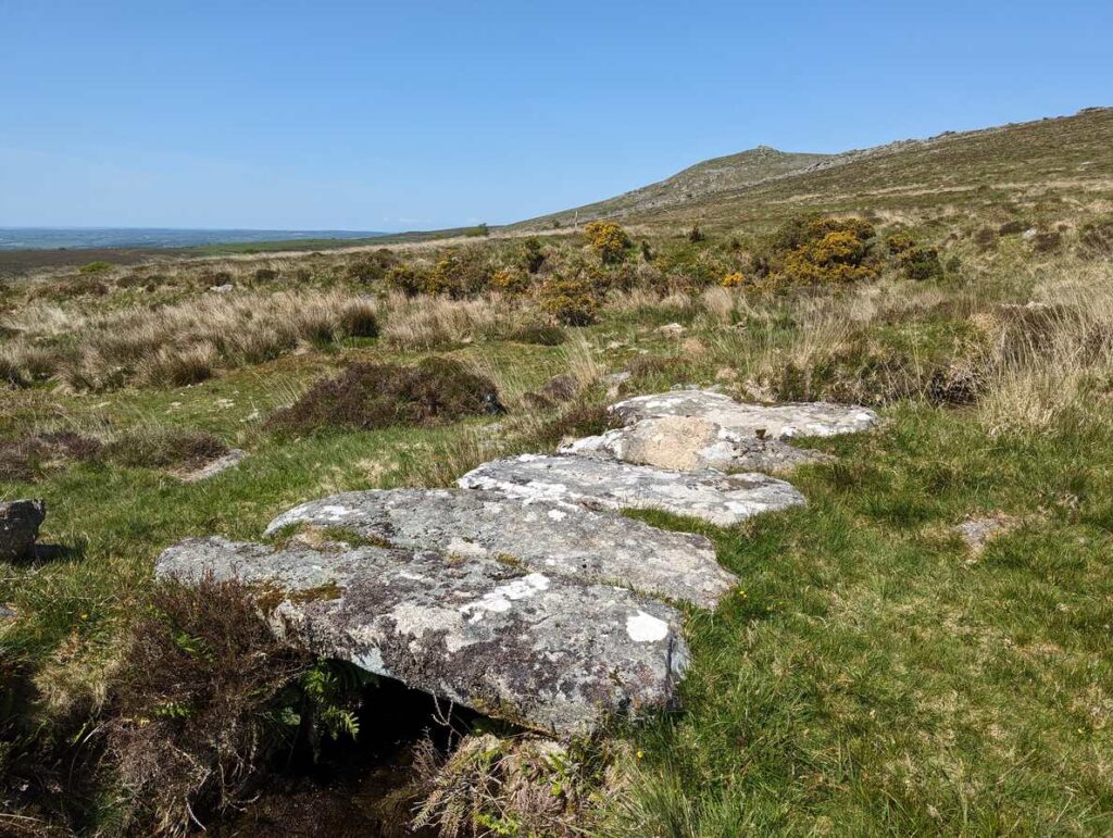Clapper Bridge below Doe Tor | Dartefacts