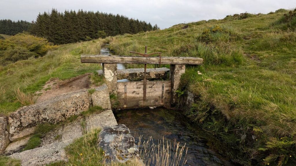 Devonport Leat (Cowsic Branch) Sluice Gate | Dartefacts